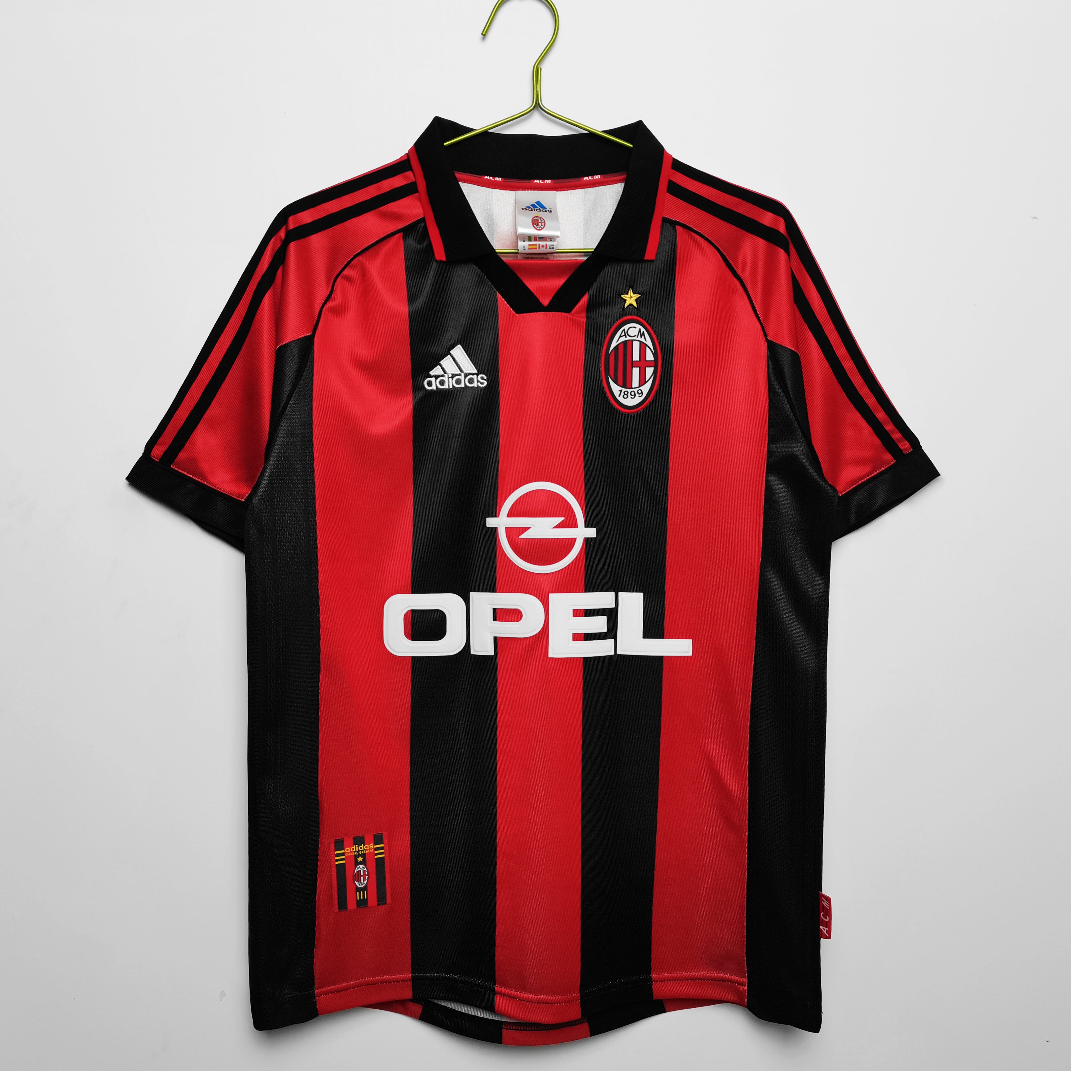 AC Milan 1998 Retro – Icon Foot